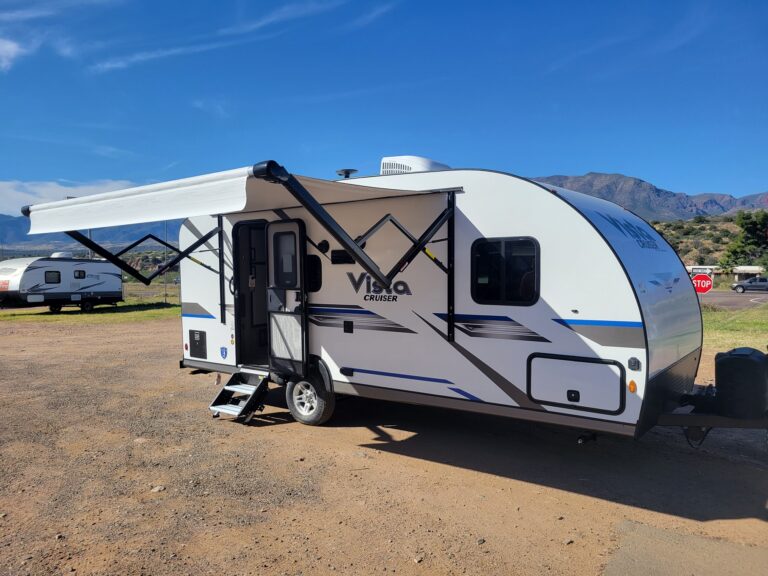 2022 Gulfstream Coach Vista Cruiser 19CSK - Garvins RV And Adventures